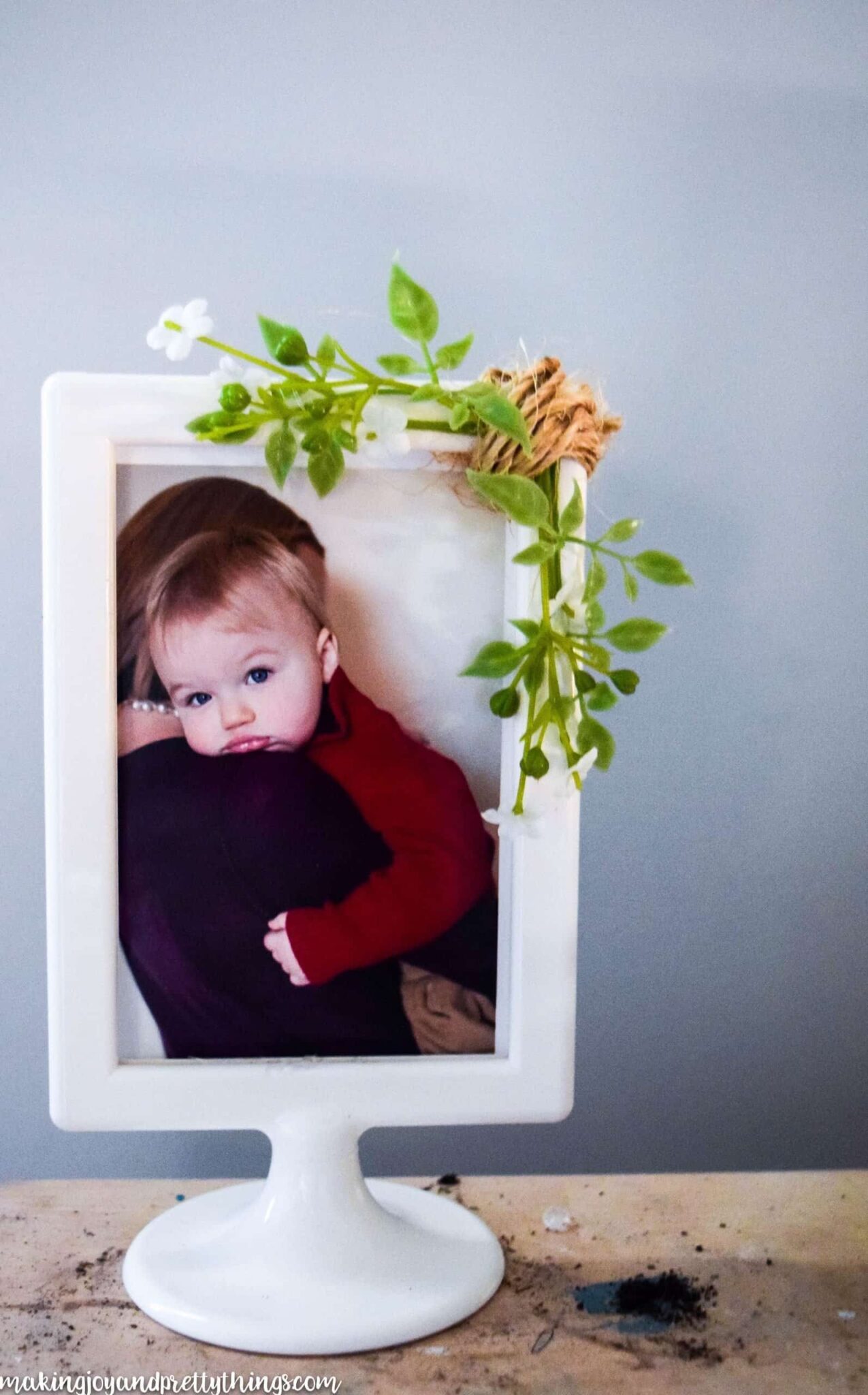 40+ Cute Photo Frame Craft Ideas - Making Joy and Pretty Things